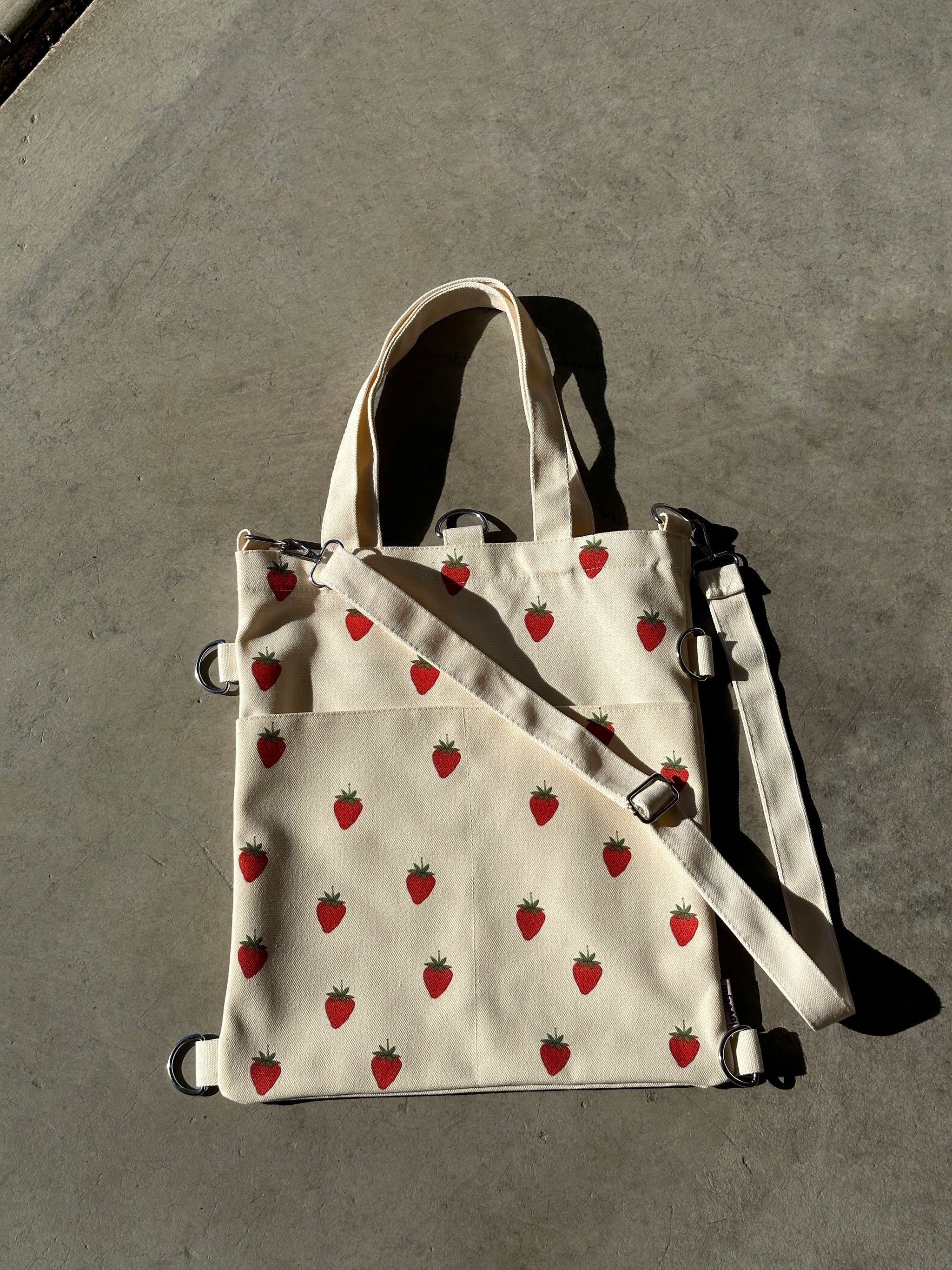 Berry Strawberry Tote Bag – Loveejai